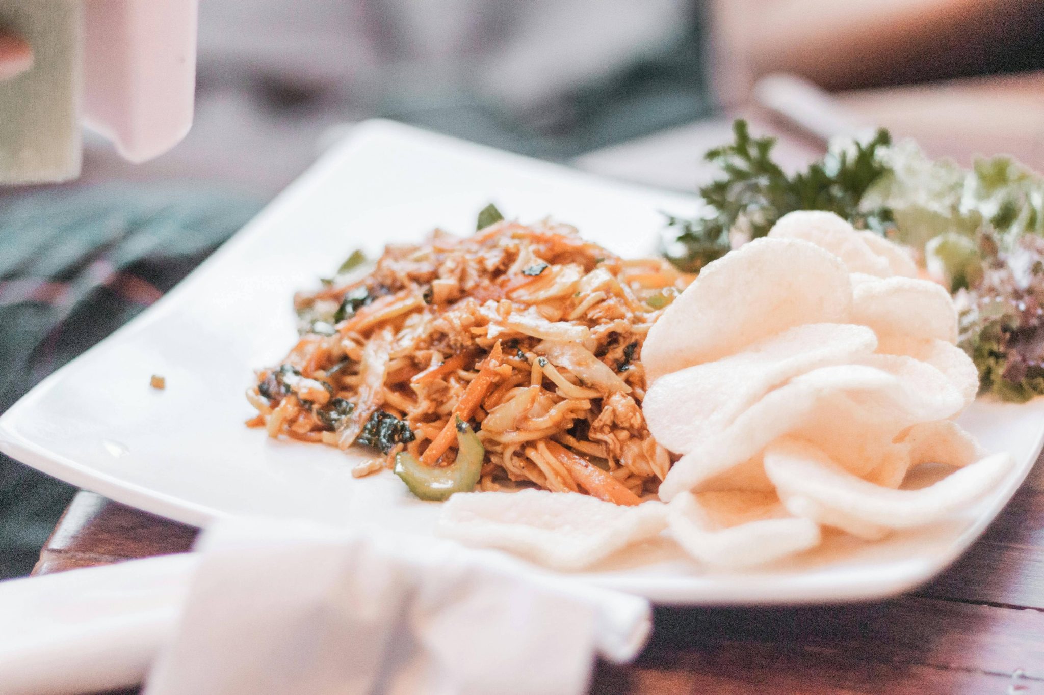 3 Best Hawker Centres Near Raffles Place – Top Picks (2026)